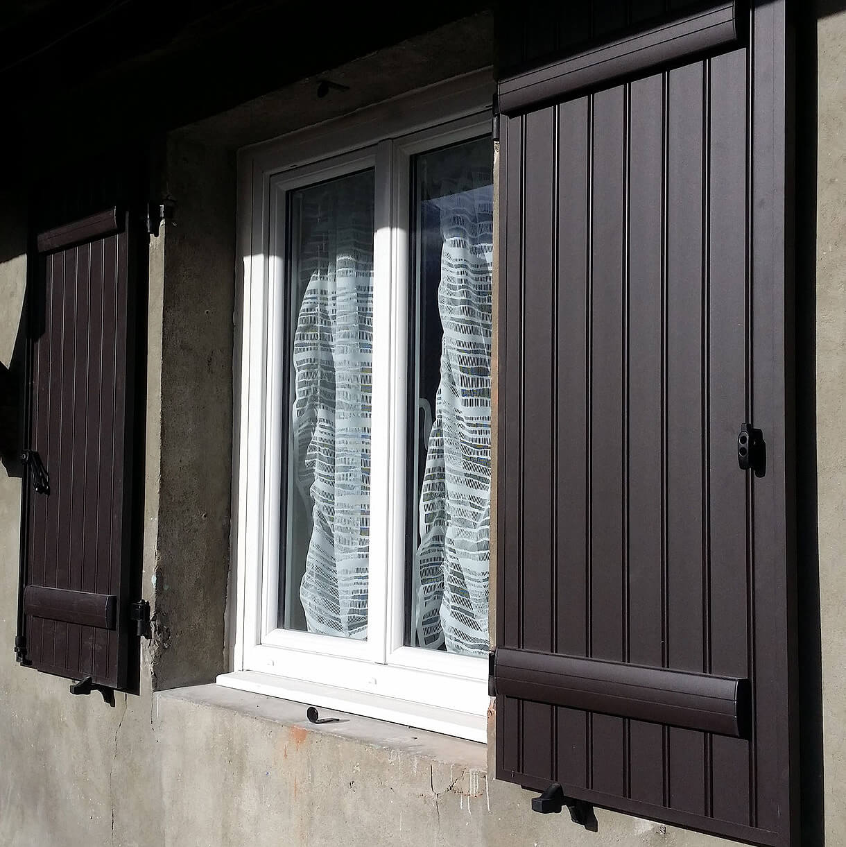 Volets roulants - ALPES ALU : fabricant de fenêtres, portes-fenêtres en ...